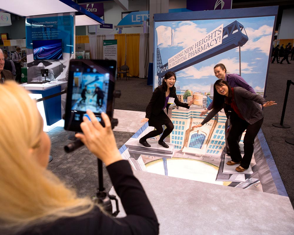 How Healthcare Brands Are Winning the Trade Show Floor | Derse Blog